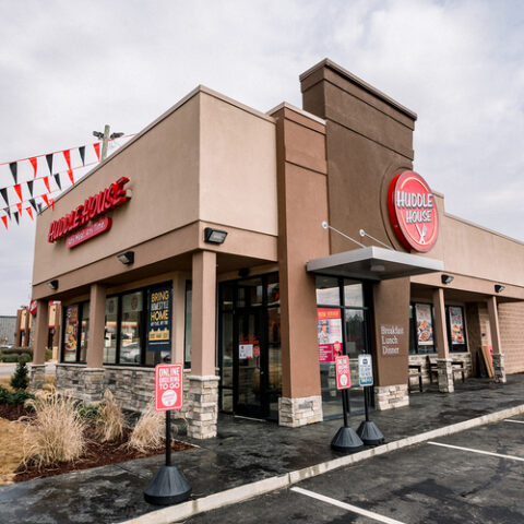 Father-Son Duo Grows Multi-Unit Huddle House Franchise in Missouri
