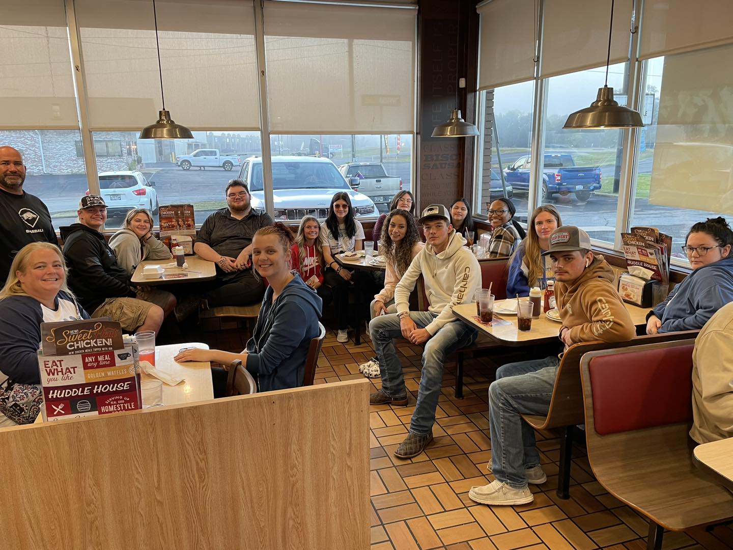 The Best Breakfast Franchises of 2025: Why Huddle House Takes the Cake